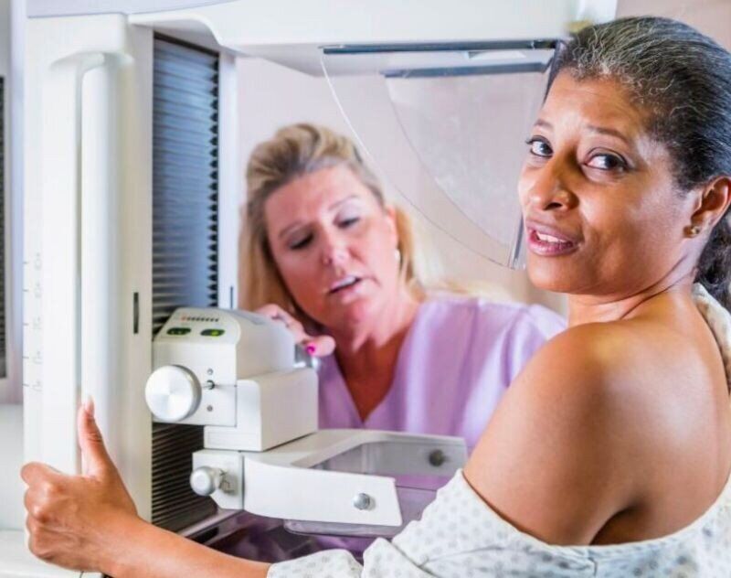 How A Tomosynthesis Mammogram Is Different From A Normal Mammogram ...