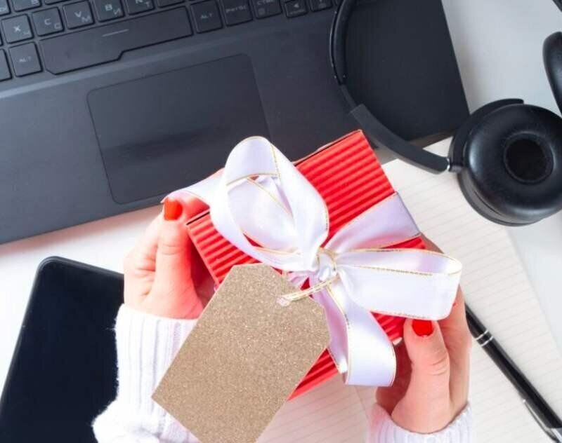 The Power of Branded Office Gift Sets for Businesses - MyPressportal ...
