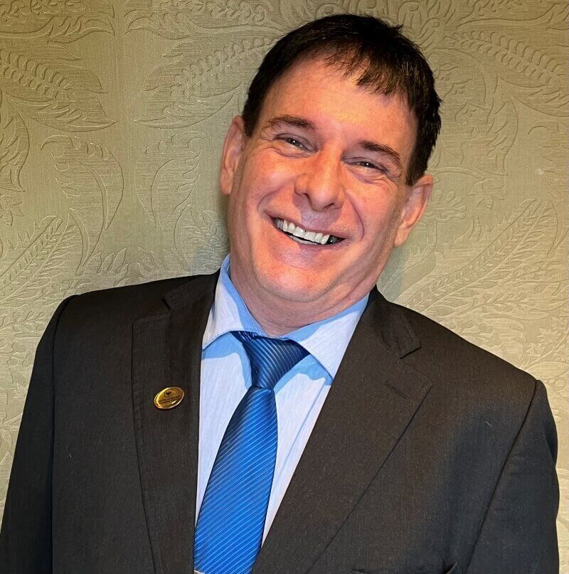 Head Concierge Deon Prinsloo bids Palazzo Hotel farewell after 15 years ...