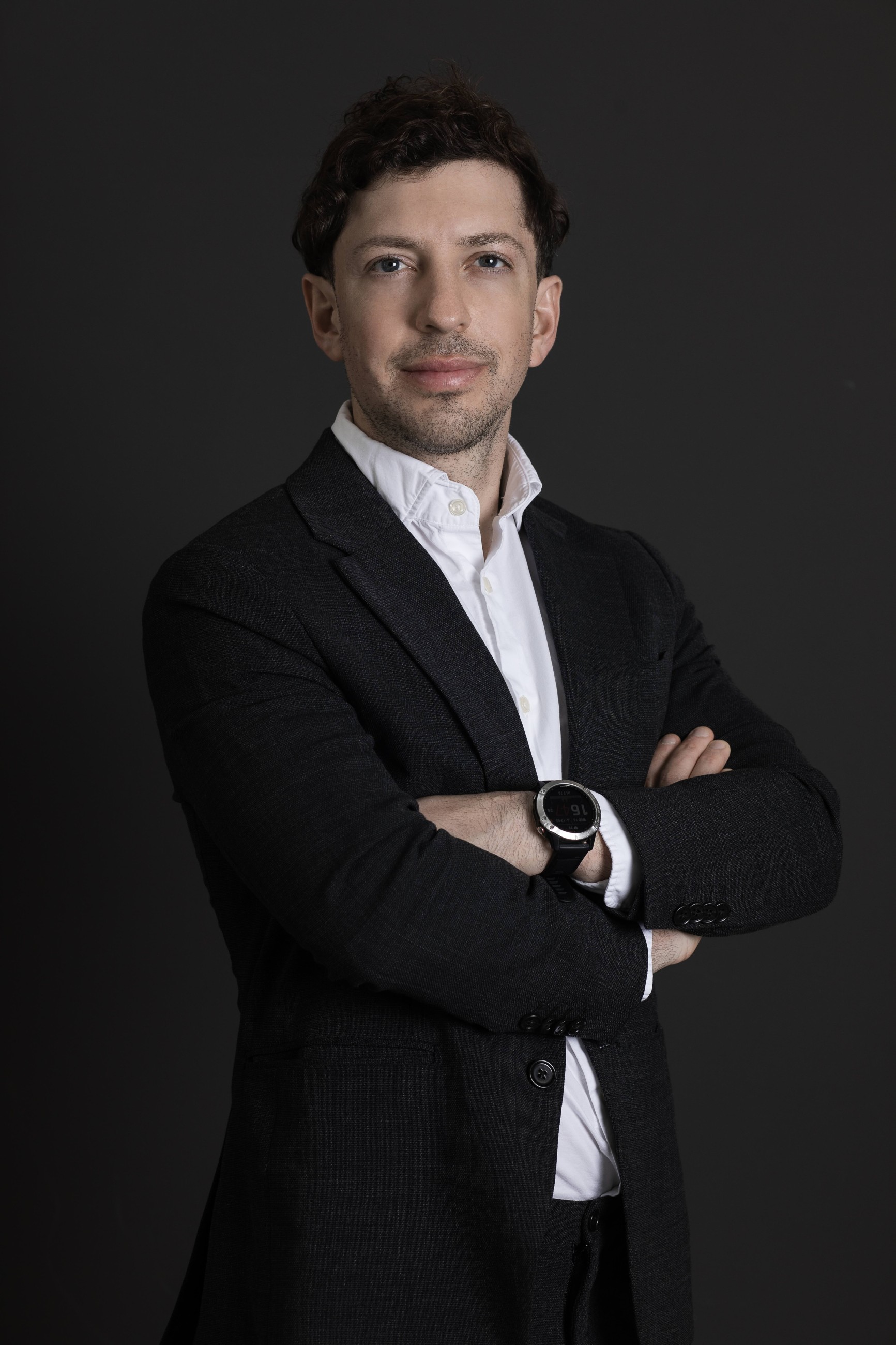 Datara Consolidates Global Operations of LeadRobot, Elevating ...