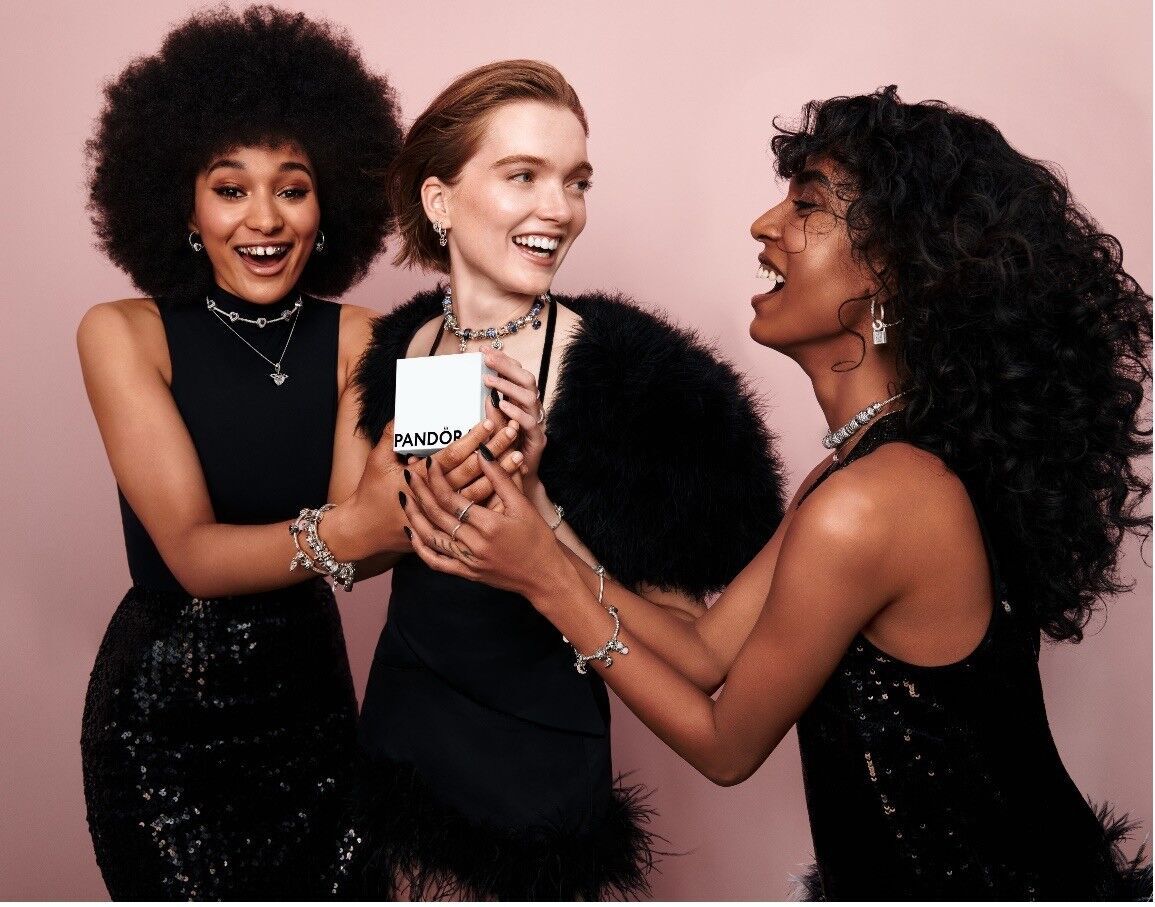 Pandora Launches New Holiday Campaign: LOVES, UNBOXED - MyPressportal ...