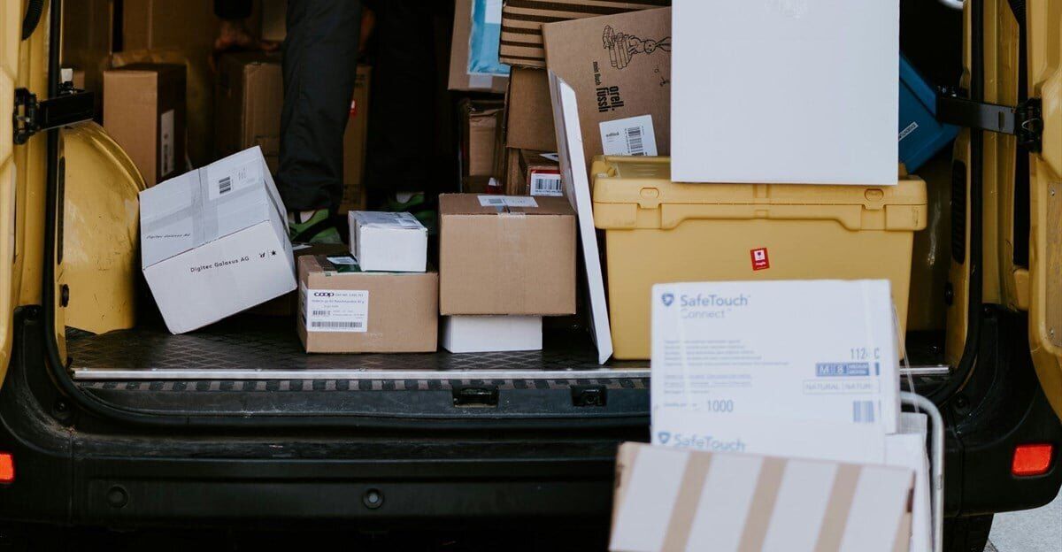 Why BIG Vans Still Matter - Choosing The Right LCV For Delivery Work ...